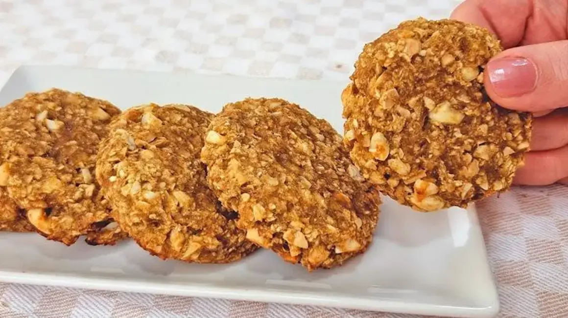 Receita de Biscoito Sem Açúcar: Fácil, Rápido e Delicioso com Apenas 3 ...