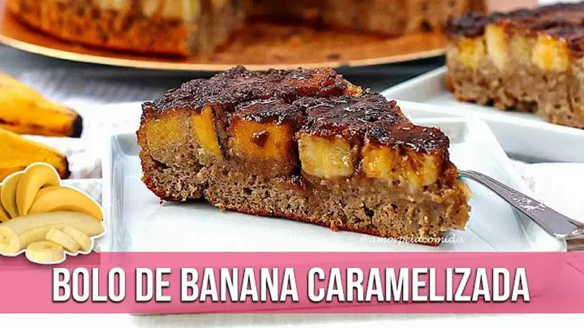 Receita de Bolo de Banana Caramelizada Sem Farinha com Aveia para Saborear