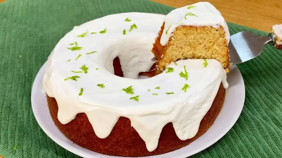 Receita de Bolo Fofinho Low Carb: Uma Delícia Sem Açúcar e Sem Trigo!